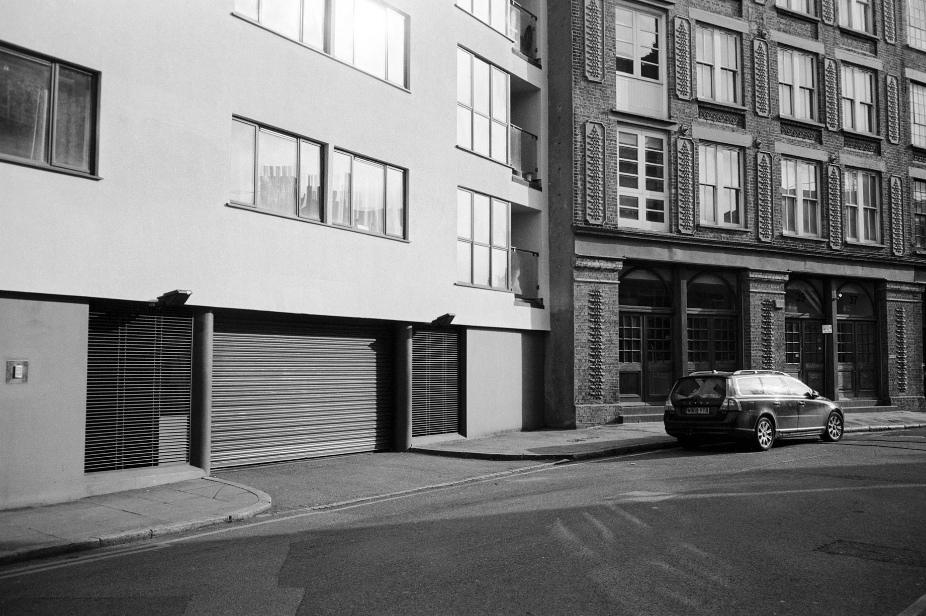 Rollei Retro 80S Film Review - Parallax Photographic Coop