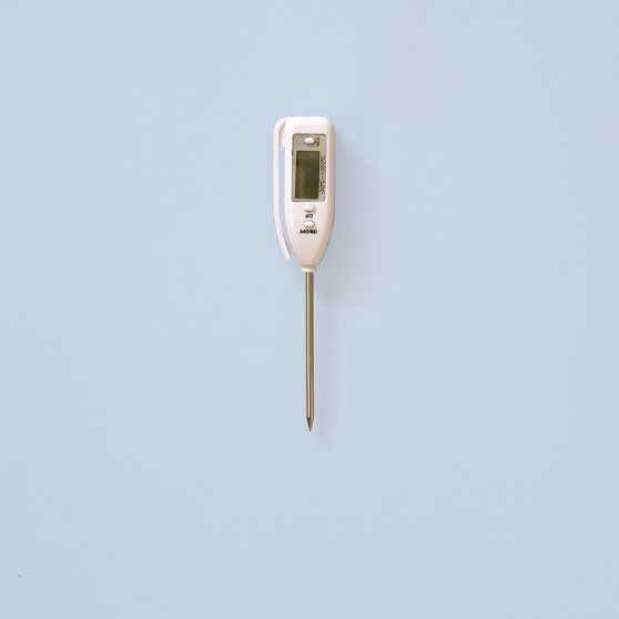 Digital Thermometer - Film Developing - Parallax Photographic