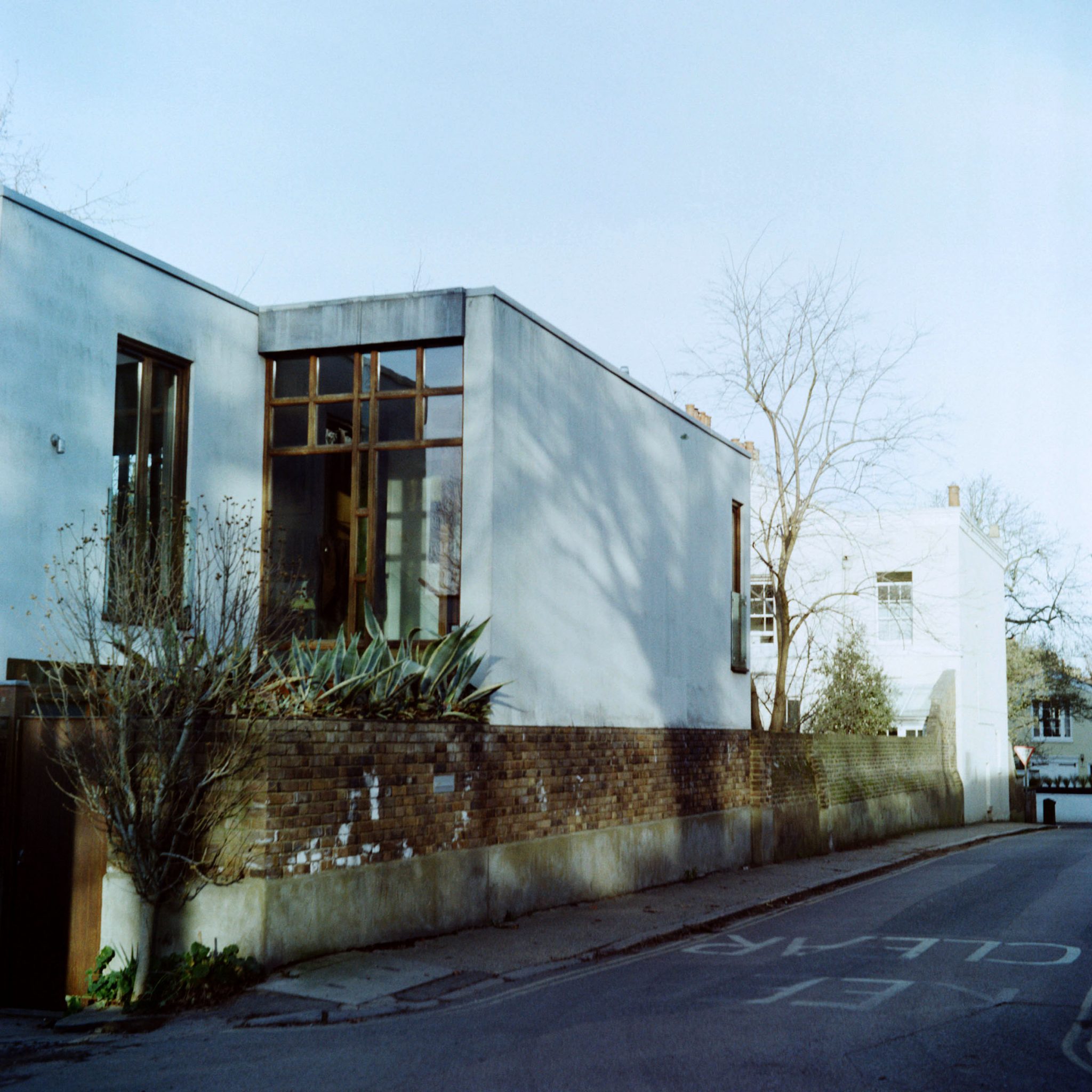 Dubblefilm Pacific 120 Film Review - Parallax Photographic Coop