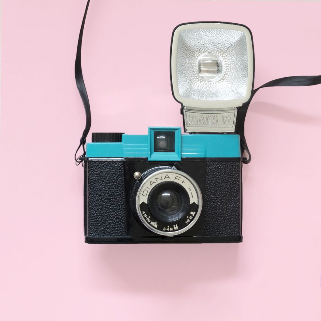 Lomography Diana F+ 120 Camera And Flash - Parallax